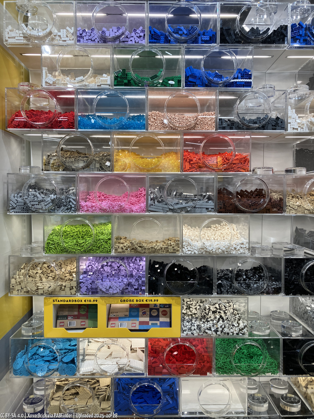 LEGO Store Köln | Pick A Brick wall | PABFinder